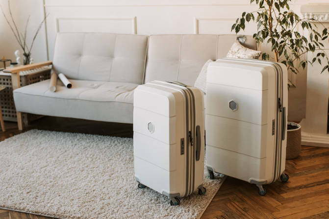 Luggage Buying Guide: How to Find the Best Travel Companion?